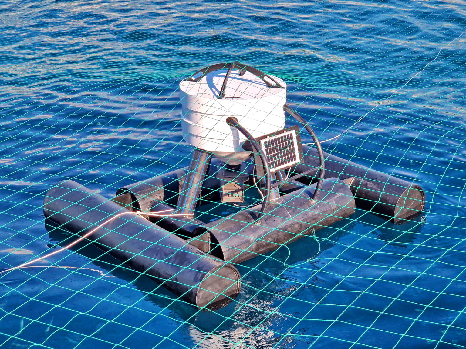 Floating platforms for MariFeeder